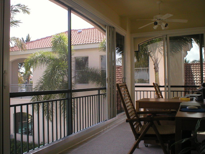 Acrylic, Vinyl & Glass Sliders - The Screen Doctor of Lee County 239 ...